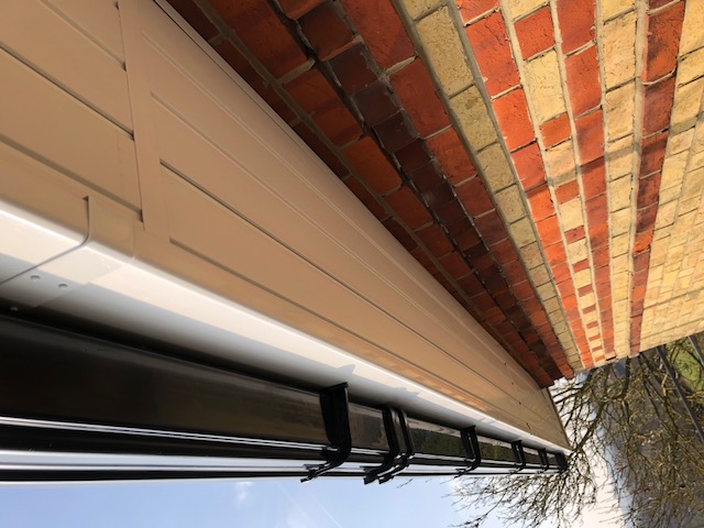 Before and after cladding guttering (4) - Isle of Wight Property Services